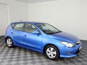 Синий Хендай i30 2010 в Таллин, объемом двигателя 1.40 л и пробегом 92 тыс. км за 2499 €, фото  на AUTOMOTO.COM.LV