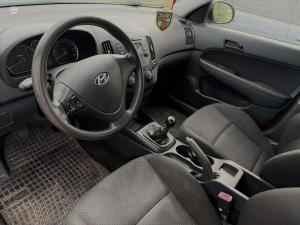 Синий Хендай i30 2010 в Ионава, объемом двигателя 1.58 л и пробегом 274 тыс. км за 1500 €, фото 9 на AUTOMOTO.COM.LV