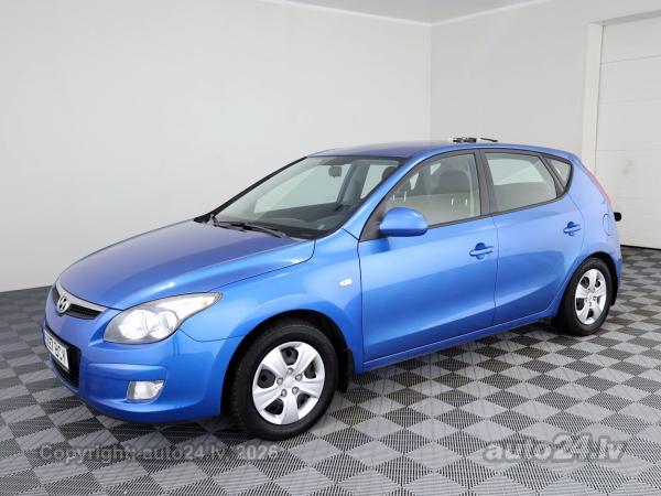 Hyundai i30 2010 Tallina vietnē Zils Hyundai i30 2010 Tallina, ar dzinēja tilpumu 1.60 L un nobraukumu 179 tūkst. km par 1999 €, foto 3 vietnē AUTOMOTO.COM.LV