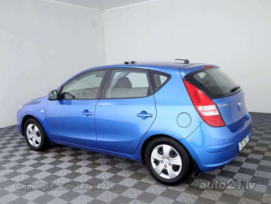 Синий Хендай i30 2010 в Таллин, объемом двигателя 1.60 л и пробегом 179 тыс. км за 1999 €, фото 5 на AUTOMOTO.COM.LV