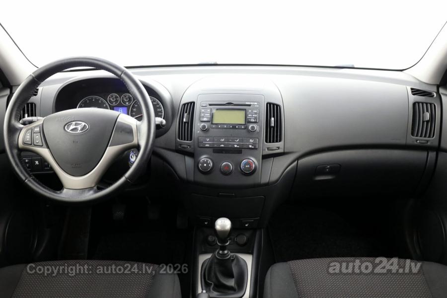 Синий Хендай i30 2010 в Таллин, объемом двигателя 1.60 л и пробегом 179 тыс. км за 1999 €, фото 6 на AUTOMOTO.COM.LV