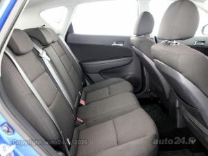 Синий Хендай i30 2010 в Таллин, объемом двигателя 1.60 л и пробегом 179 тыс. км за 1999 €, фото 8 на AUTOMOTO.COM.LV