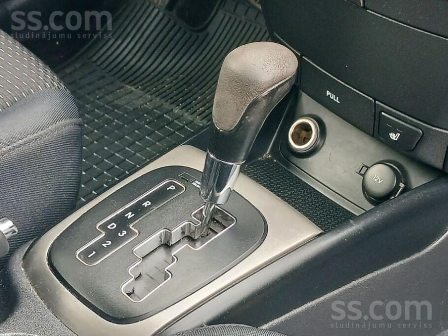 Blue Hyundai i30 2010 in Riga, with an engine capacity of 1.60 L and mileage of 0 thousand km for 2790 €, photo 11 on AUTOMOTO.COM.LV
