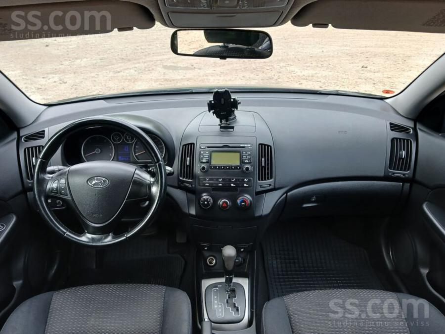 Blue Hyundai i30 2010 in Riga, with an engine capacity of 1.60 L and mileage of 0 thousand km for 2790 €, photo 12 on AUTOMOTO.COM.LV