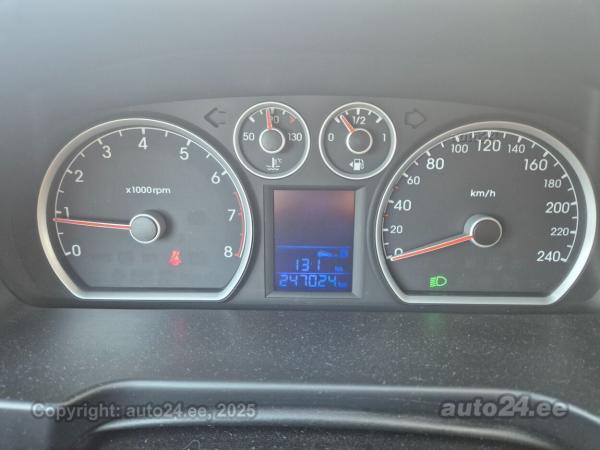Blue Hyundai i30 2011 in Parnu, with an engine capacity of 1.40 L and mileage of 247 thousand km for 2500 €, photo 11 on AUTOMOTO.COM.LV