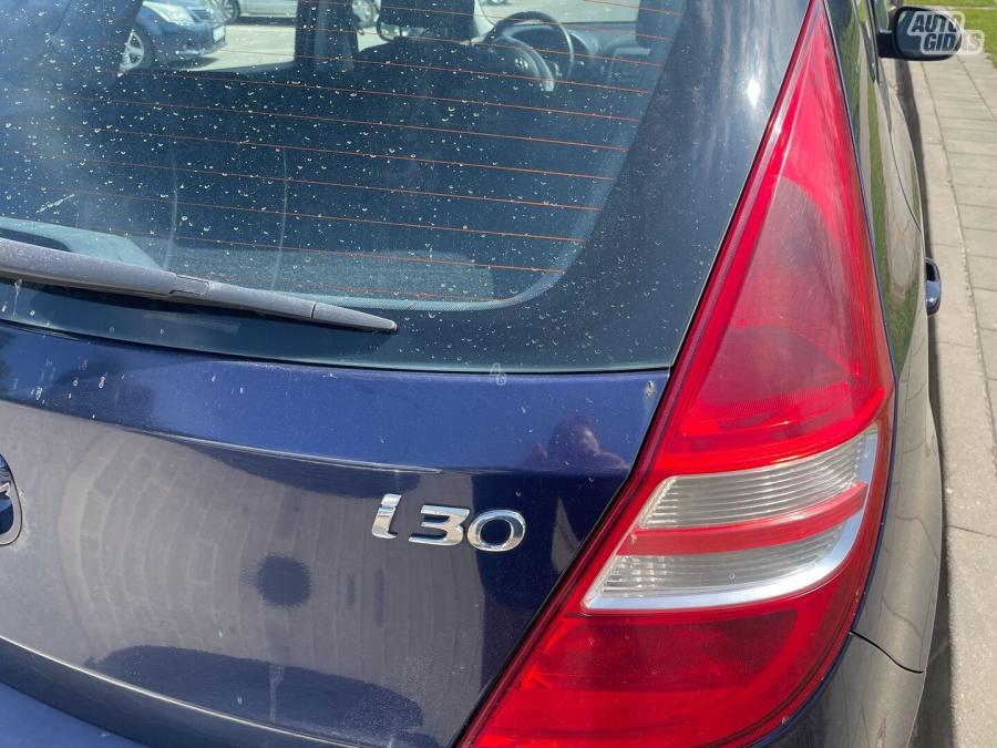 Zils Hyundai i30 2011 Viļņa, ar dzinēja tilpumu 1.60 L un nobraukumu 250 tūkst. km par 1450 €, foto 7 vietnē AUTOMOTO.COM.LV