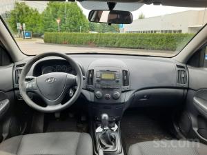 Синий Хендай i30 2011 в Рига, объемом двигателя 1.40 л и пробегом 310 тыс. км за 1100 €, фото 5 на AUTOMOTO.COM.LV