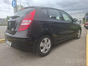 Синий Хендай i30 2011 в Рига, объемом двигателя 1.30 л и пробегом 217 тыс. км за 2500 €, фото 4 на AUTOMOTO.COM.LV