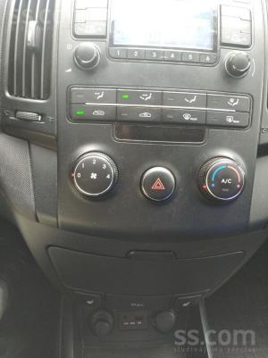 Blue Hyundai i30 2011 in Riga, with an engine capacity of 1.40 L and mileage of 313 thousand km for 1500 €, photo 7 on AUTOMOTO.COM.LV