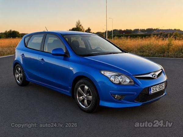 Синий Хендай i30 2011 в Таллин, объемом двигателя 1.40 л и пробегом 110 тыс. км за 2990 €, фото 1 на AUTOMOTO.COM.LV