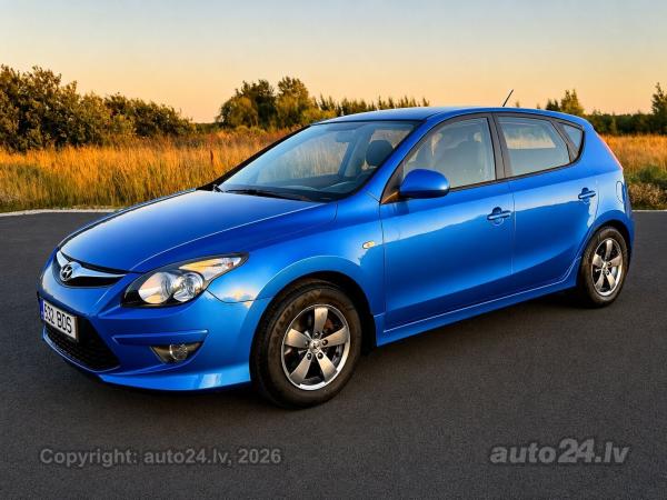Синий Хендай i30 2011 в Таллин, объемом двигателя 1.40 л и пробегом 110 тыс. км за 2990 €, фото 3 на AUTOMOTO.COM.LV