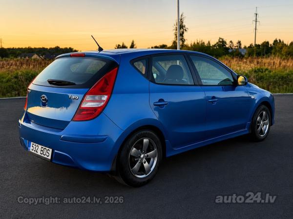 Синий Хендай i30 2011 в Таллин, объемом двигателя 1.40 л и пробегом 110 тыс. км за 2990 €, фото 6 на AUTOMOTO.COM.LV