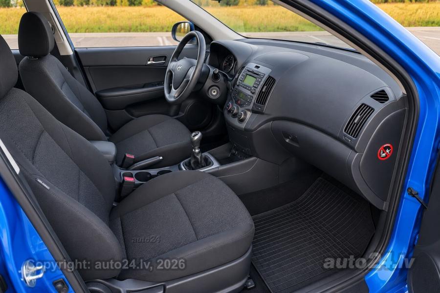 Синий Хендай i30 2011 в Таллин, объемом двигателя 1.40 л и пробегом 110 тыс. км за 2990 €, фото 11 на AUTOMOTO.COM.LV