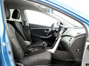 Blue Hyundai i30 2012 in Tallinn, with an engine capacity of 1.60 L and mileage of 296 thousand km for 2499 €, photo 7 on AUTOMOTO.COM.LV