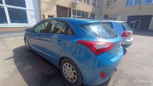 Blue Hyundai i30 2012 in Vilnius, with an engine capacity of 1.40 L and mileage of 267 thousand km for 2200 €, photo 4 on AUTOMOTO.COM.LV
