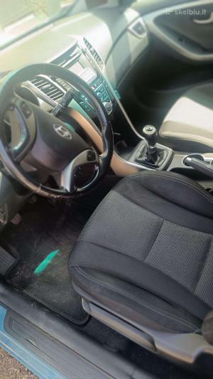 Blue Hyundai i30 2012 in Vilnius, with an engine capacity of 1.40 L and mileage of 267 thousand km for 2200 €, photo 9 on AUTOMOTO.COM.LV