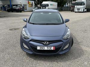 Blue Hyundai i30 2012 in Marijampole, with an engine capacity of 1.59 L and mileage of 179 thousand km for 5900 €, photo 3 on AUTOMOTO.COM.LV