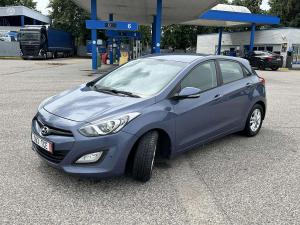 Blue Hyundai i30 2012 in Marijampole, with an engine capacity of 1.59 L and mileage of 179 thousand km for 5900 €, photo 4 on AUTOMOTO.COM.LV
