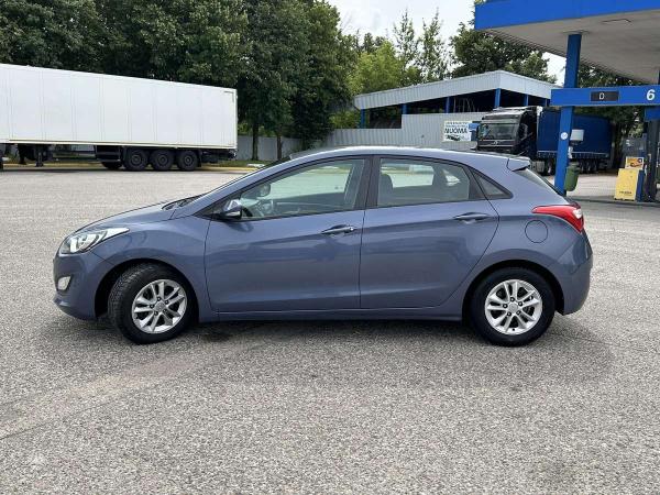 Zils Hyundai i30 2012 Marijampole, ar dzinēja tilpumu 1.59 L un nobraukumu 179 tūkst. km par 5900 €, foto 4 vietnē AUTOMOTO.COM.LV