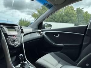 Blue Hyundai i30 2012 in Marijampole, with an engine capacity of 1.59 L and mileage of 179 thousand km for 5900 €, photo 15 on AUTOMOTO.COM.LV