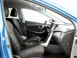 Синий Хендай i30 2012 в Таллин, объемом двигателя 1.60 л и пробегом 296 тыс. км за 2199 €, фото 7 на AUTOMOTO.COM.LV