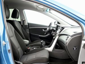 Синий Хендай i30 2012 в Таллин, объемом двигателя 1.60 л и пробегом 296 тыс. км за 2199 €, фото 14 на AUTOMOTO.COM.LV