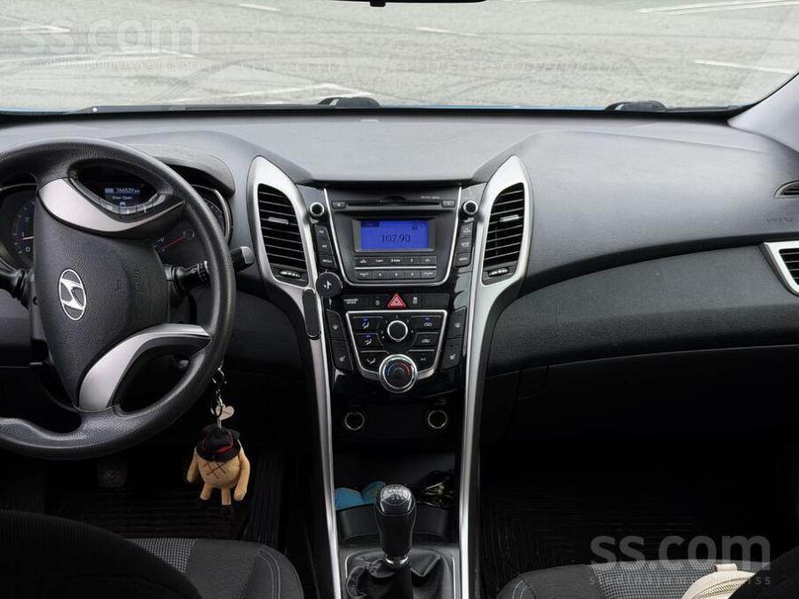 Zils Hyundai i30 2013 Rīga, ar dzinēja tilpumu 1.40 L un nobraukumu 166 tūkst. km par 4200 €, foto 6 vietnē AUTOMOTO.COM.LV