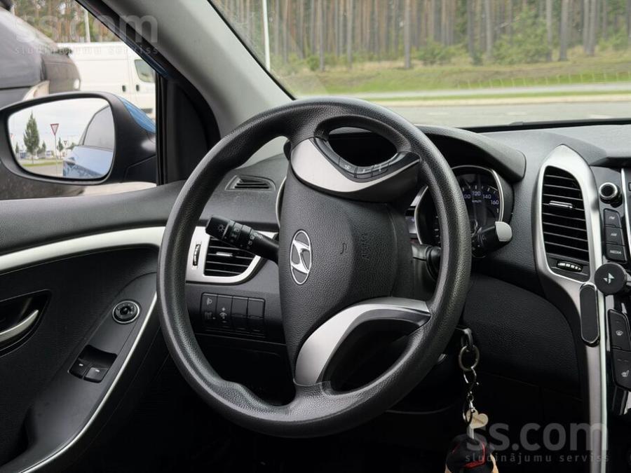 Zils Hyundai i30 2013 Rīga, ar dzinēja tilpumu 1.40 L un nobraukumu 166 tūkst. km par 4200 €, foto 7 vietnē AUTOMOTO.COM.LV