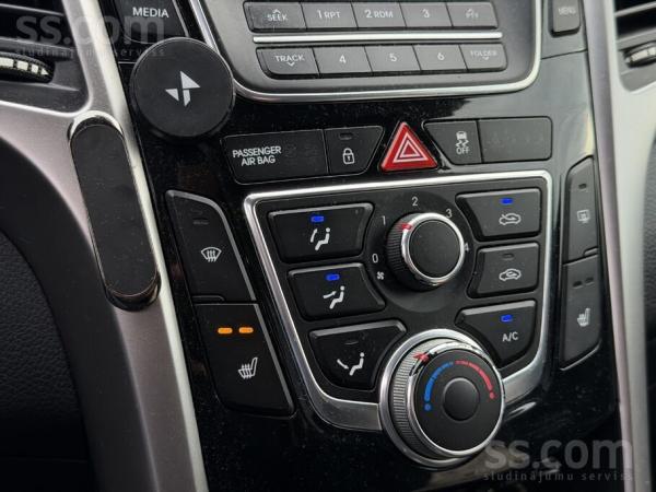 Хендай i30 2013 в Рига на AUTOMOTO.COM.LV Синий Хендай i30 2013 в Рига, объемом двигателя 1.40 л и пробегом 166 тыс. км за 4200 €, фото 8 на AUTOMOTO.COM.LV