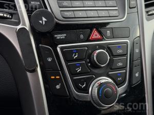 Zils Hyundai i30 2013 Rīga, ar dzinēja tilpumu 1.40 L un nobraukumu 166 tūkst. km par 4200 €, foto 8 vietnē AUTOMOTO.COM.LV