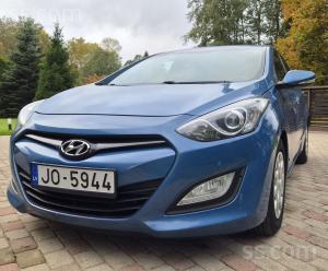 Zils Hyundai i30 2013 Rīga, ar dzinēja tilpumu 1.40 L un nobraukumu 314 tūkst. km par 2100 €, foto  vietnē AUTOMOTO.COM.LV