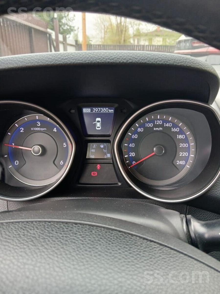 Zils Hyundai i30 2016 Rīga, ar dzinēja tilpumu 1.40 L un nobraukumu 397 tūkst. km par 3350 €, foto 6 vietnē AUTOMOTO.COM.LV