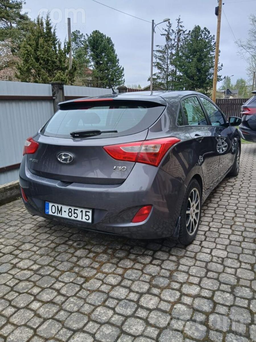 Zils Hyundai i30 2016 Rīga, ar dzinēja tilpumu 1.40 L un nobraukumu 397 tūkst. km par 3350 €, foto 3 vietnē AUTOMOTO.COM.LV