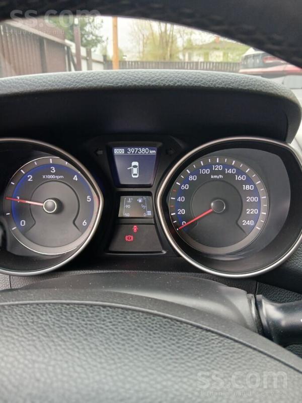 Zils Hyundai i30 2016 Rīga, ar dzinēja tilpumu 1.40 L un nobraukumu 397 tūkst. km par 2900 €, foto 3 vietnē AUTOMOTO.COM.LV