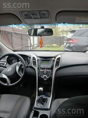 Zils Hyundai i30 2016 Rīga, ar dzinēja tilpumu 1.40 L un nobraukumu 397 tūkst. km par 2900 €, foto 5 vietnē AUTOMOTO.COM.LV
