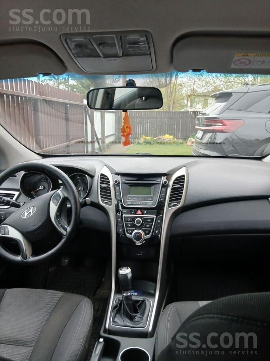 Zils Hyundai i30 2016 Rīga, ar dzinēja tilpumu 1.40 L un nobraukumu 397 tūkst. km par 2900 €, foto 5 vietnē AUTOMOTO.COM.LV