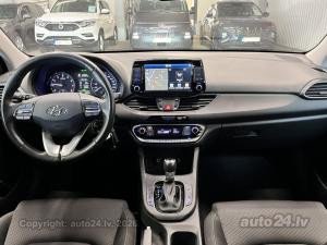 Zils Hyundai i30 2017 Tallina, ar dzinēja tilpumu 1.40 L un nobraukumu 95 tūkst. km par 10900 €, foto 7 vietnē AUTOMOTO.COM.LV