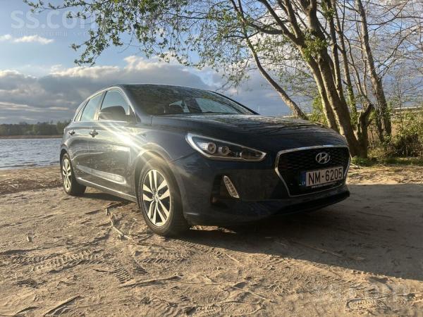 Синий Хендай i30 2017 в Рига, объемом двигателя 1.00 л и пробегом 174 тыс. км за 6200 €, фото 1 на AUTOMOTO.COM.LV