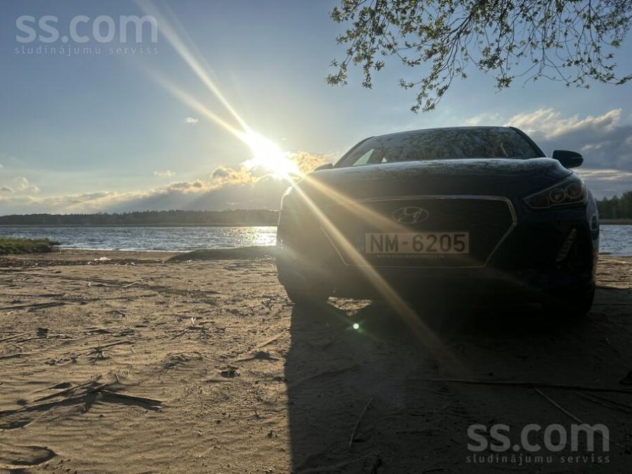 Zils Hyundai i30 2017 Rīga, ar dzinēja tilpumu 1.00 L un nobraukumu 174 tūkst. km par 7200 €, foto 1 vietnē AUTOMOTO.COM.LV