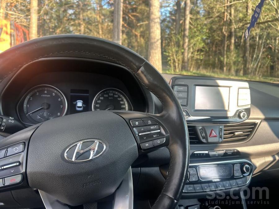 Zils Hyundai i30 2017 Rīga, ar dzinēja tilpumu 1.00 L un nobraukumu 174 tūkst. km par 7200 €, foto 11 vietnē AUTOMOTO.COM.LV