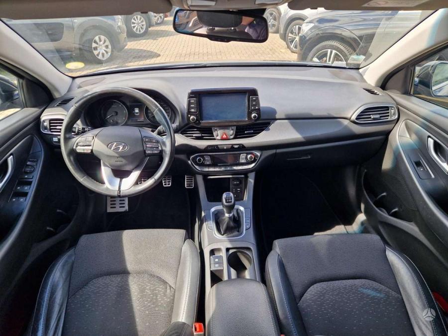 Синий Хендай i30 2018 в Таураге, объемом двигателя 1.58 л и пробегом 240 тыс. км за 6400 €, фото 12 на AUTOMOTO.COM.LV