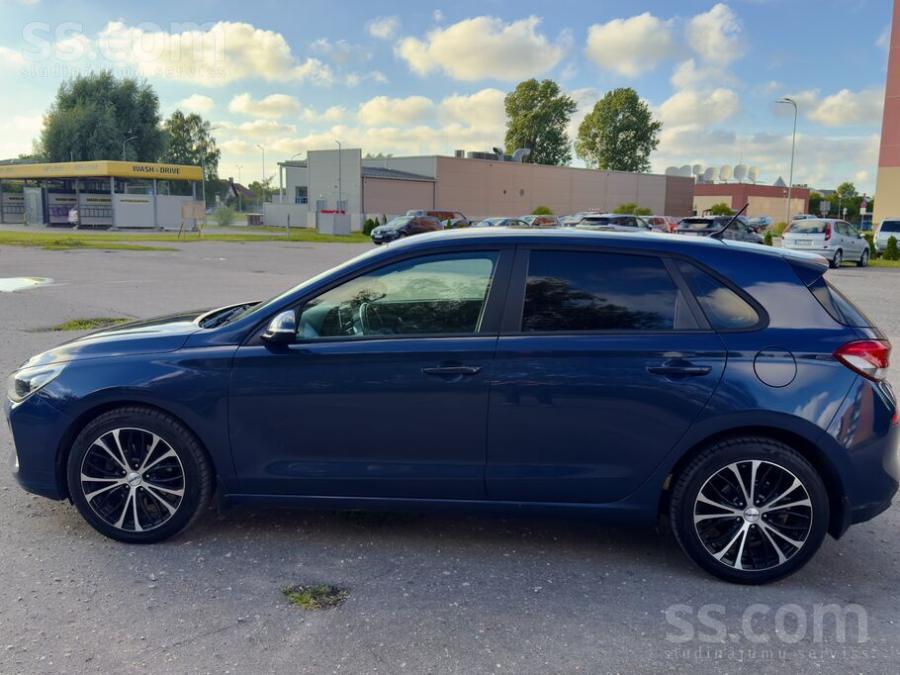 Zils Hyundai i30 2018 Liepāja, ar dzinēja tilpumu 1.40 L un nobraukumu 118 tūkst. km par 11800 €, foto 4 vietnē AUTOMOTO.COM.LV