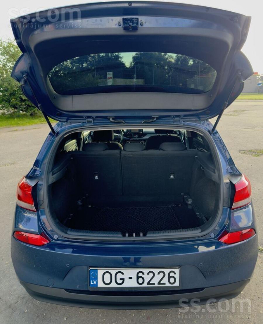 Zils Hyundai i30 2018 Liepāja, ar dzinēja tilpumu 1.40 L un nobraukumu 118 tūkst. km par 11800 €, foto 6 vietnē AUTOMOTO.COM.LV
