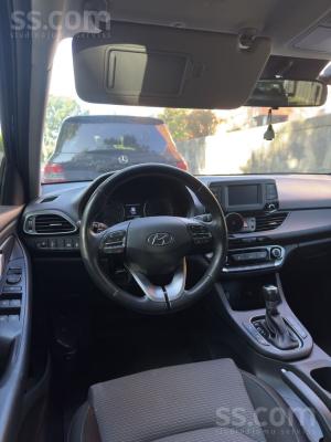 Zils Hyundai i30 2018 Liepāja, ar dzinēja tilpumu 1.40 L un nobraukumu 118 tūkst. km par 11800 €, foto 9 vietnē AUTOMOTO.COM.LV