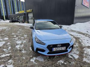 Blue Hyundai i30 2019 in Vilnius, with an engine capacity of 2.00 L and mileage of 145 thousand km for 19500 €, photo 4 on AUTOMOTO.COM.LV