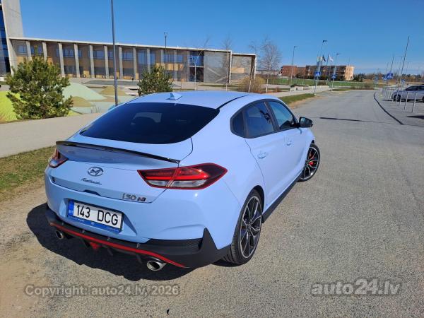 Blue Hyundai i30 2019 in Tallinn, with an engine capacity of 2.00 L and mileage of 72 thousand km for 21900 €, photo 4 on AUTOMOTO.COM.LV
