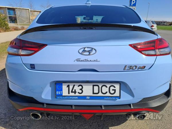 Blue Hyundai i30 2019 in Tallinn, with an engine capacity of 2.00 L and mileage of 72 thousand km for 21900 €, photo 5 on AUTOMOTO.COM.LV
