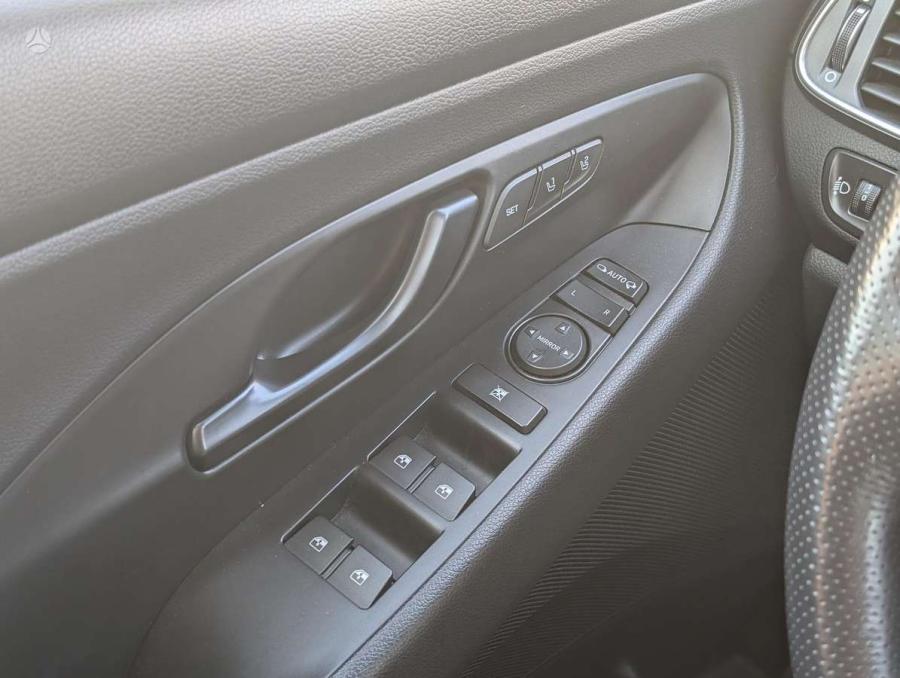 Zils Hyundai i30 2019 Kauņa, ar dzinēja tilpumu 2.00 L un nobraukumu 82 tūkst. km par 20000 €, foto 9 vietnē AUTOMOTO.COM.LV