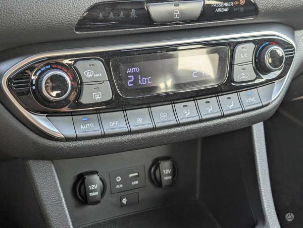 Синий Хендай i30 2019 в Каунас, объемом двигателя 2.00 л и пробегом 82 тыс. км за 20000 €, фото 9 на AUTOMOTO.COM.LV