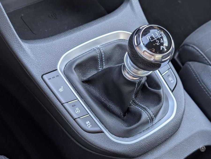 Zils Hyundai i30 2019 Kauņa, ar dzinēja tilpumu 2.00 L un nobraukumu 82 tūkst. km par 20000 €, foto 11 vietnē AUTOMOTO.COM.LV